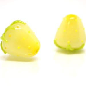Yellow Strawberry Glass Beads, 12mm Lampwork Berries, Glass Strawberry ...