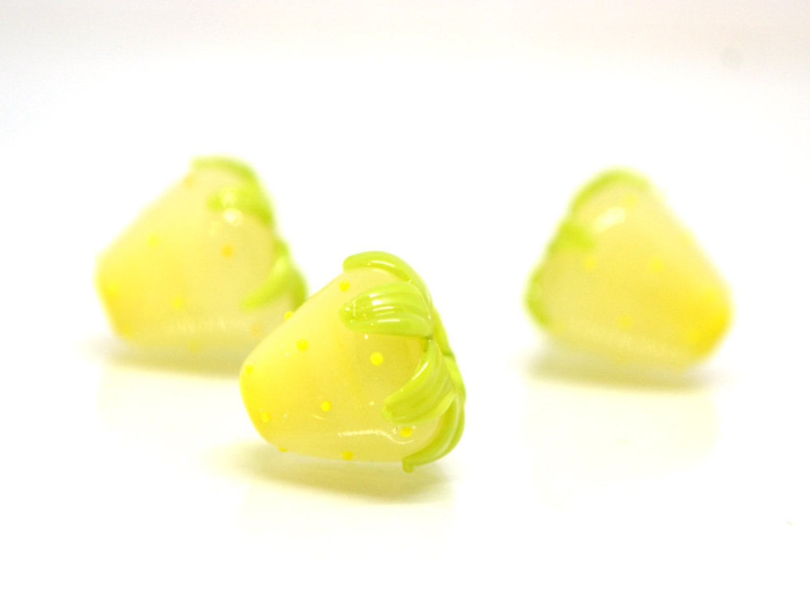 Yellow Strawberry Glass Beads, 12mm Lampwork Berries, Glass Strawberry ...