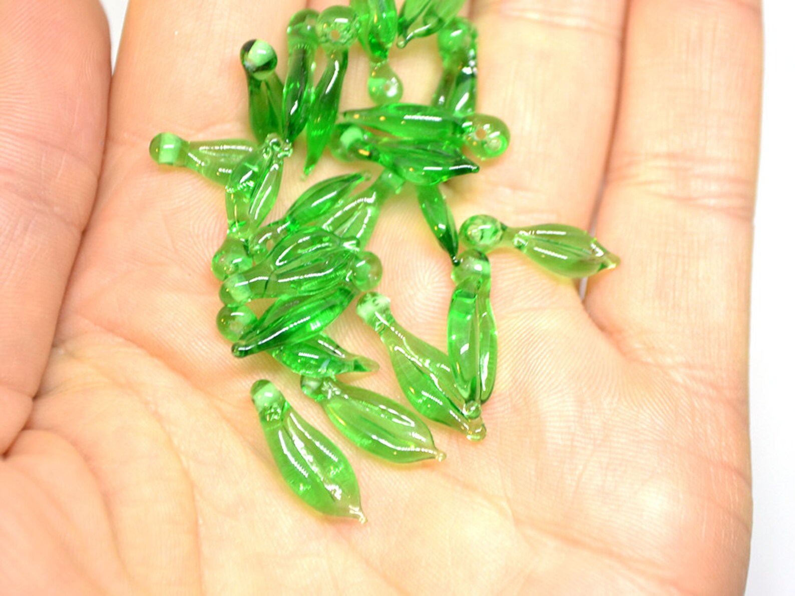 Peridot Green Glass Leaf Beads, Lampwork Leaves, Top Drilled Leaf Beads ...