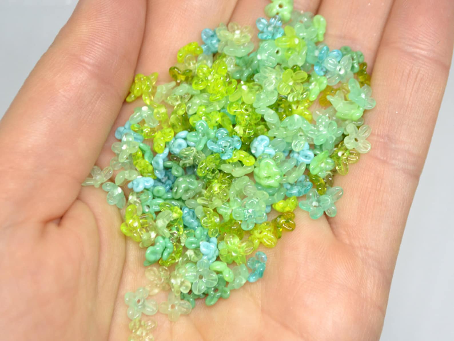 Small Flower Beads Green Flowers for Headband Flowers Tiara Making Mini ...