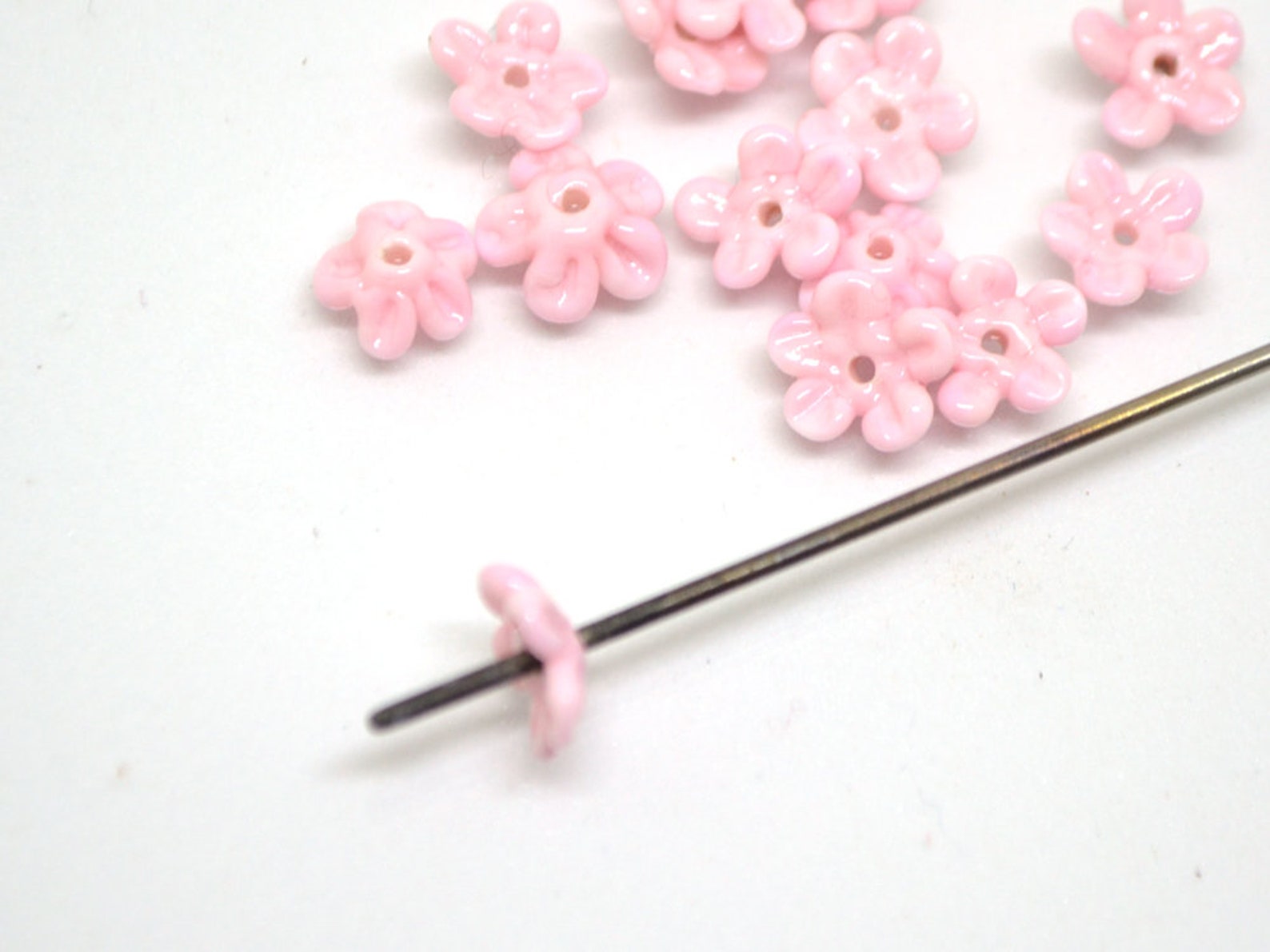 Opaque Pink Mini Flower Beads Pink Spacer Beads Wedding - Etsy