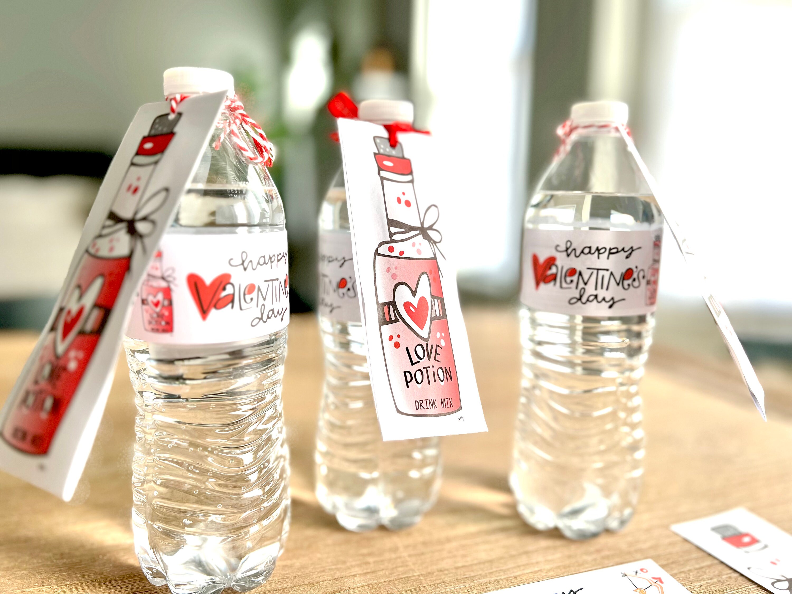 Valentine’s Day Water Bottle Labels & Love Potion Packet Download. Such ...