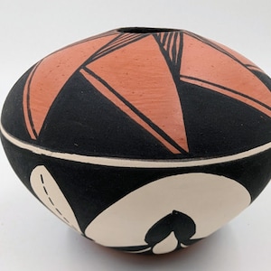 Zia Acoma Pueblo Pottery Seed Jar by Cornelia J. Shije - Etsy