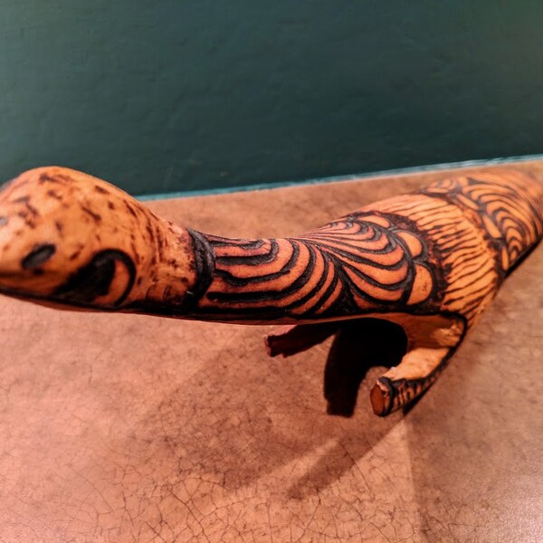 Wood Lizard Carving - Etsy