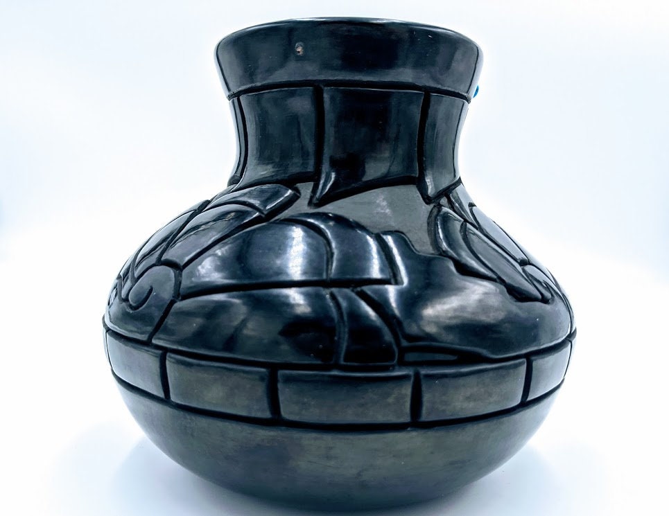 Santa Clara Pueblo Pottery by Phyllis & Marlin Hemlock - Etsy