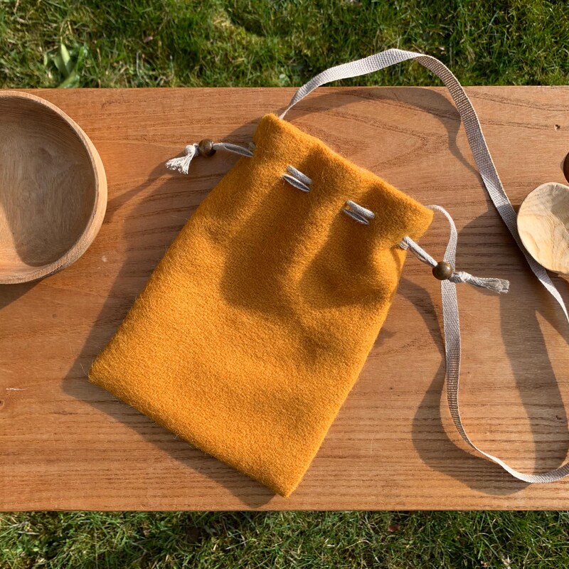 TheMedievalNeedle - Etsy