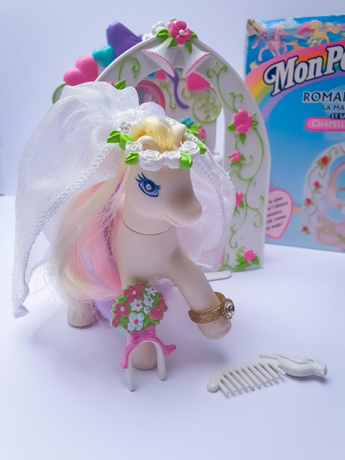 My Little Pony Playset Wedding Chapel With Bride Dainty Dove , Hasbro ...