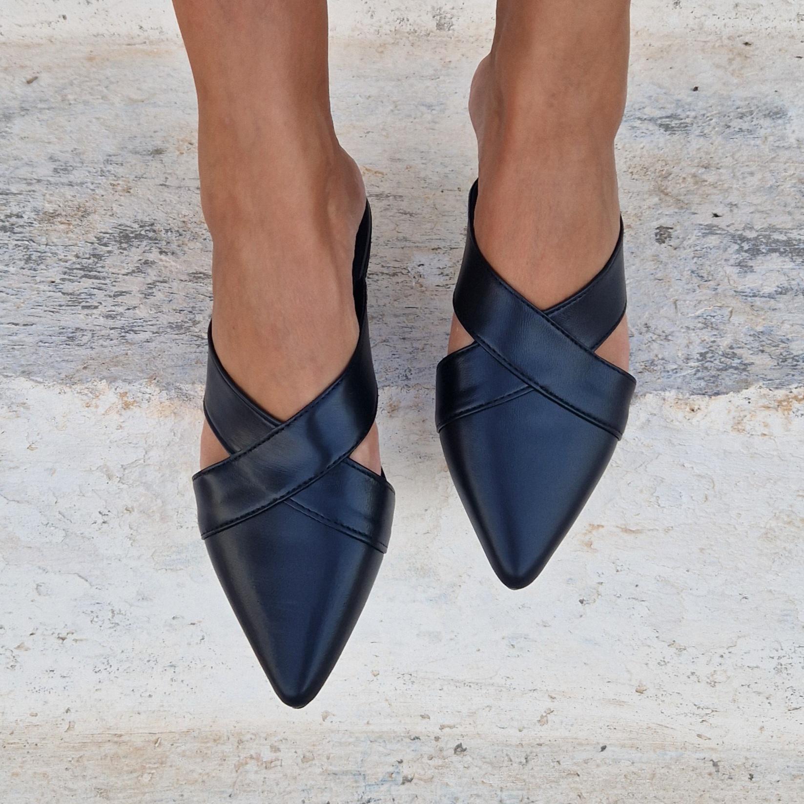 Handmade Leather Mules Shoes, Women's Mules, Black Leather Loafers ...