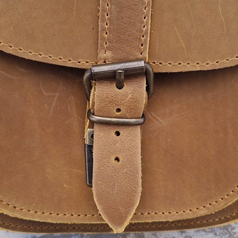 Handmade Leather Crossbody Saddle Bag: Unisex Design - Etsy