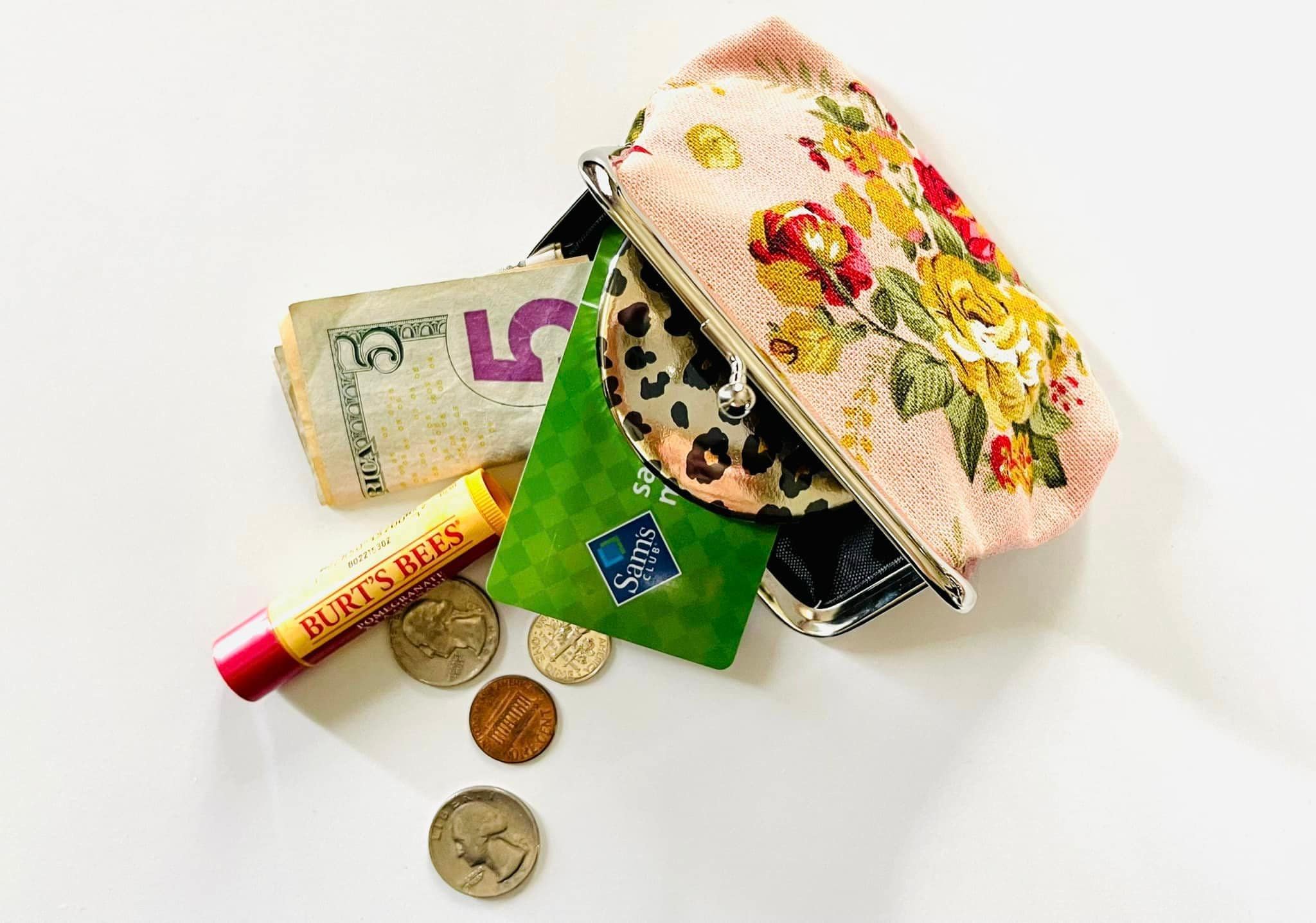 Old-fashioned Floral Clasp Wallets - Etsy