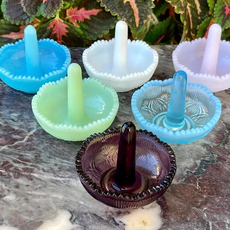 Color Glass Ring Dish - Etsy