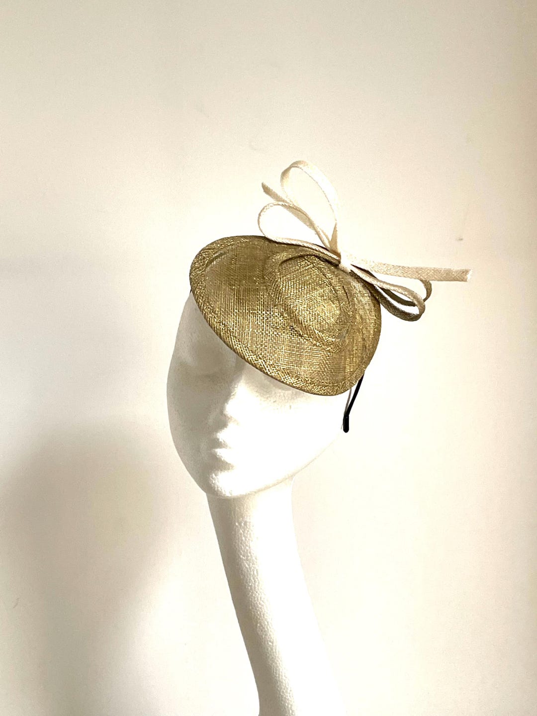 Gold Fascinator, Gold Disc Hat, Gold Mini Hat, Gold Royal Ascot ...