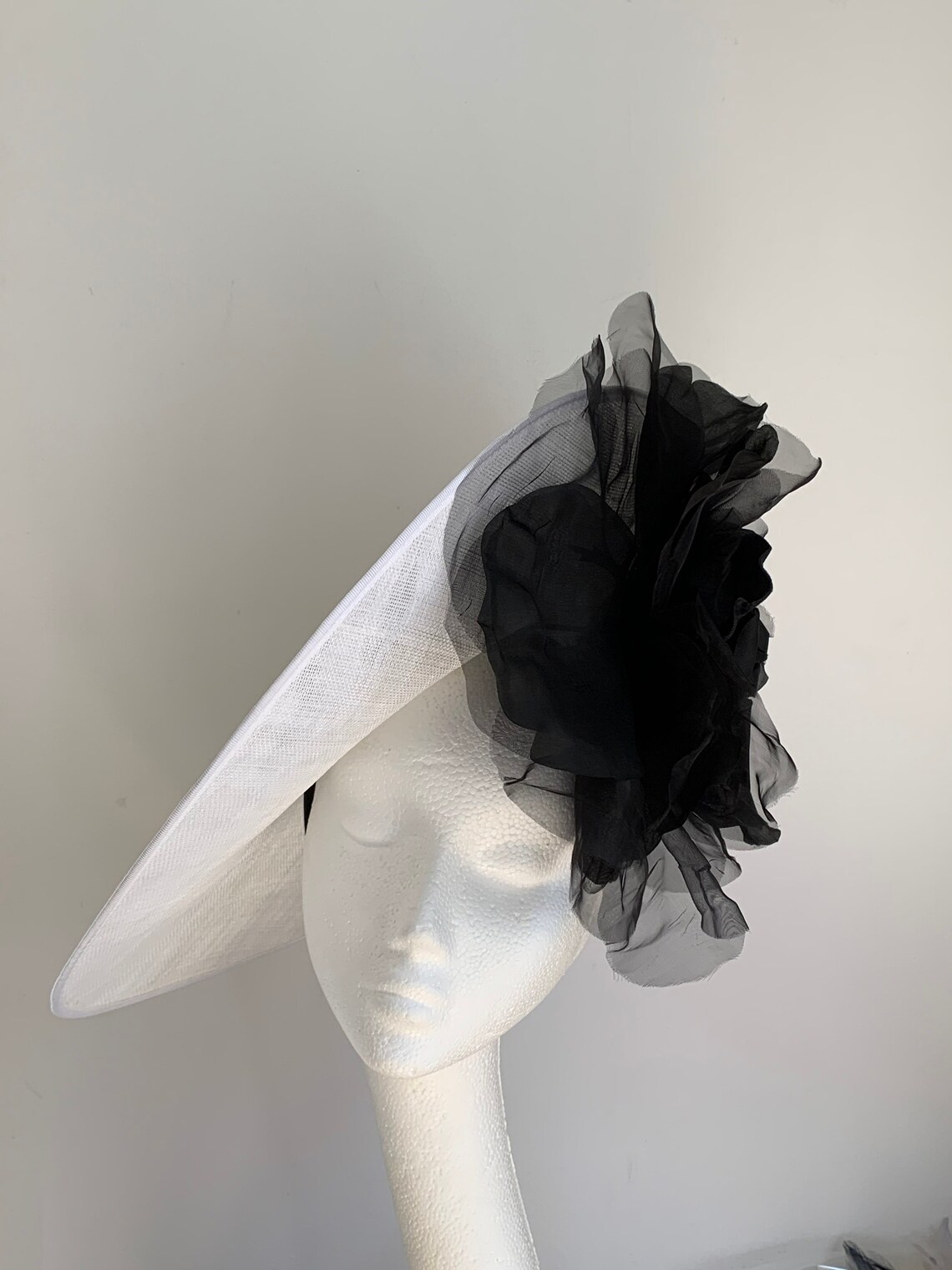 White Royal Ascot Hat, Giant White and Black Disc Hat, Large Black ...