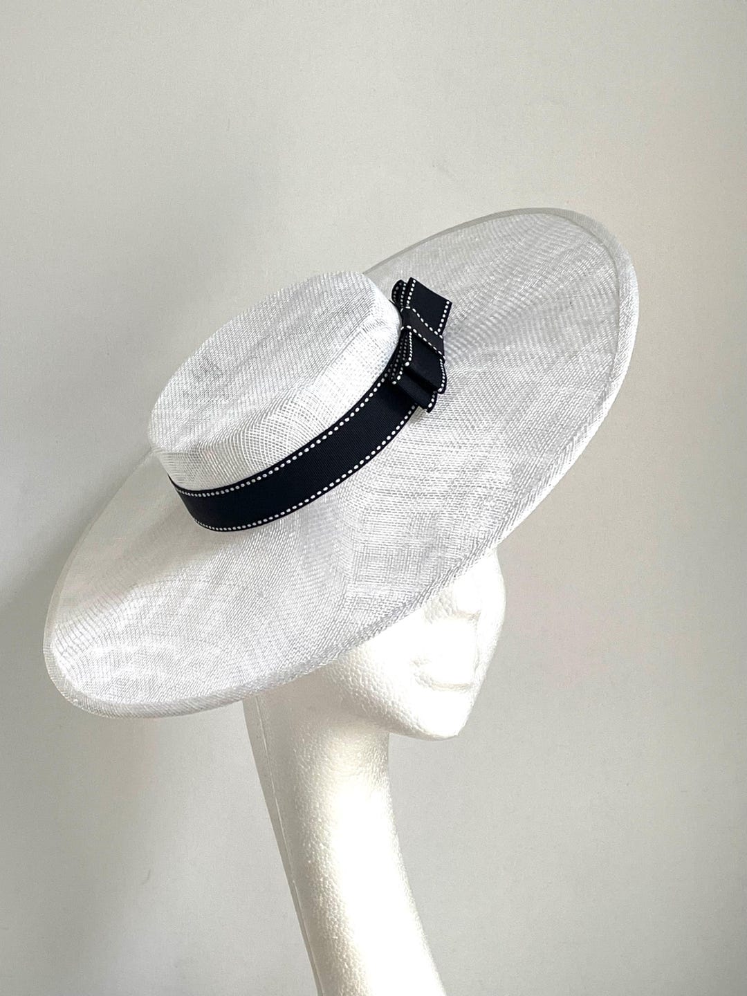 White Boater Hat, White and Black Royal Ascot Hat, White and Black ...