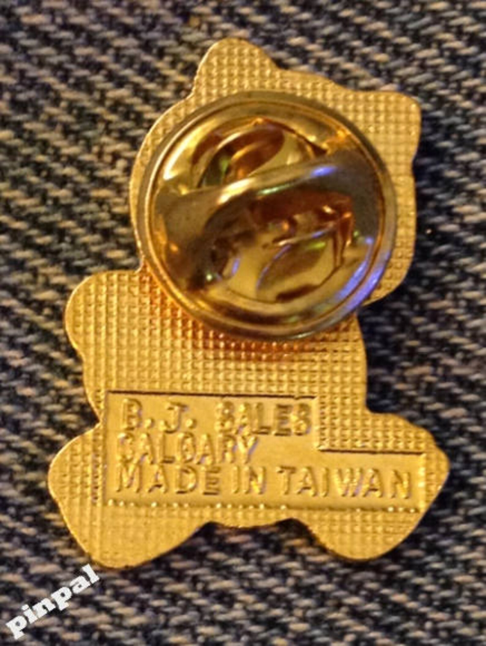 Panda Bear Pin ~ Howdy ~ Heart ~ by B.j.sales ~ Calgary, Alberta ...