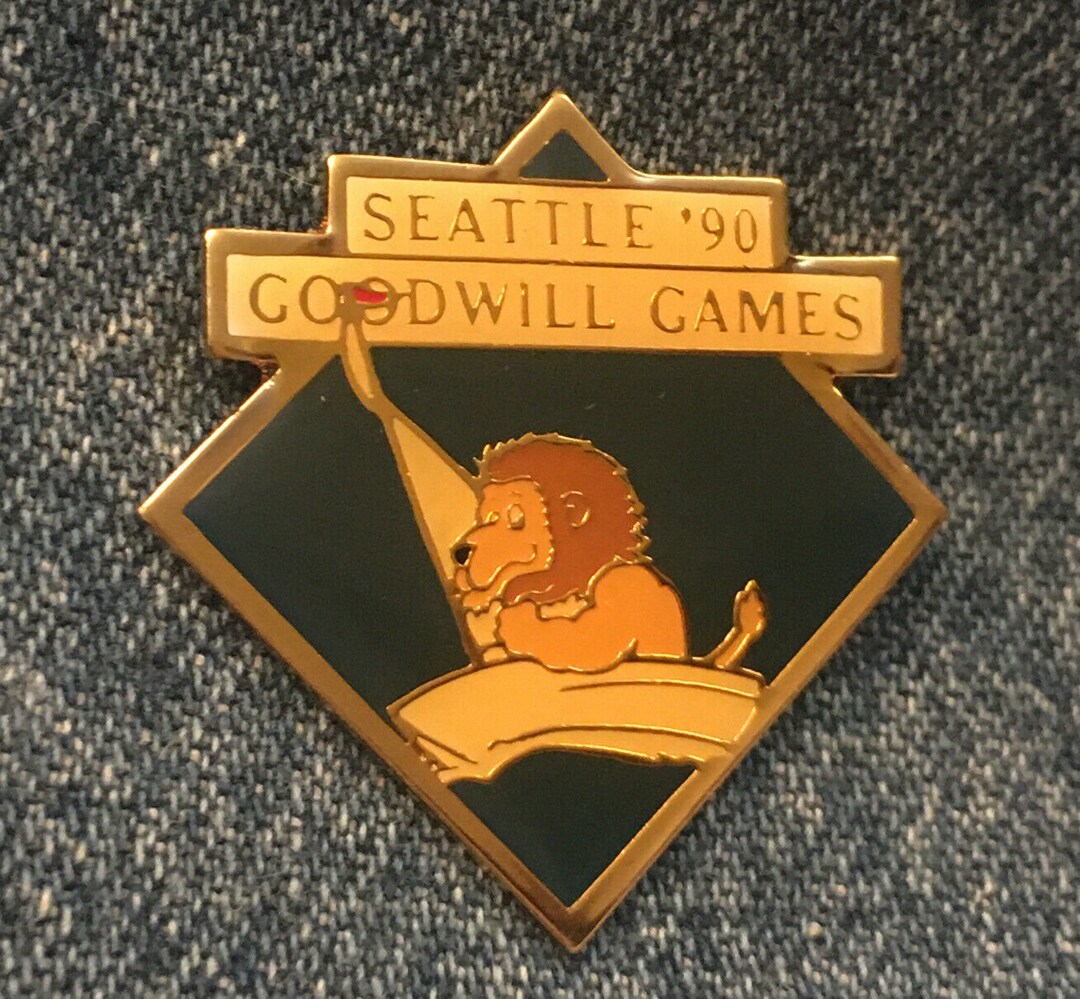 Yachting Lapel Pin ~ 1990 Goodwill Games in Seattle, USA ~ Mascot ...