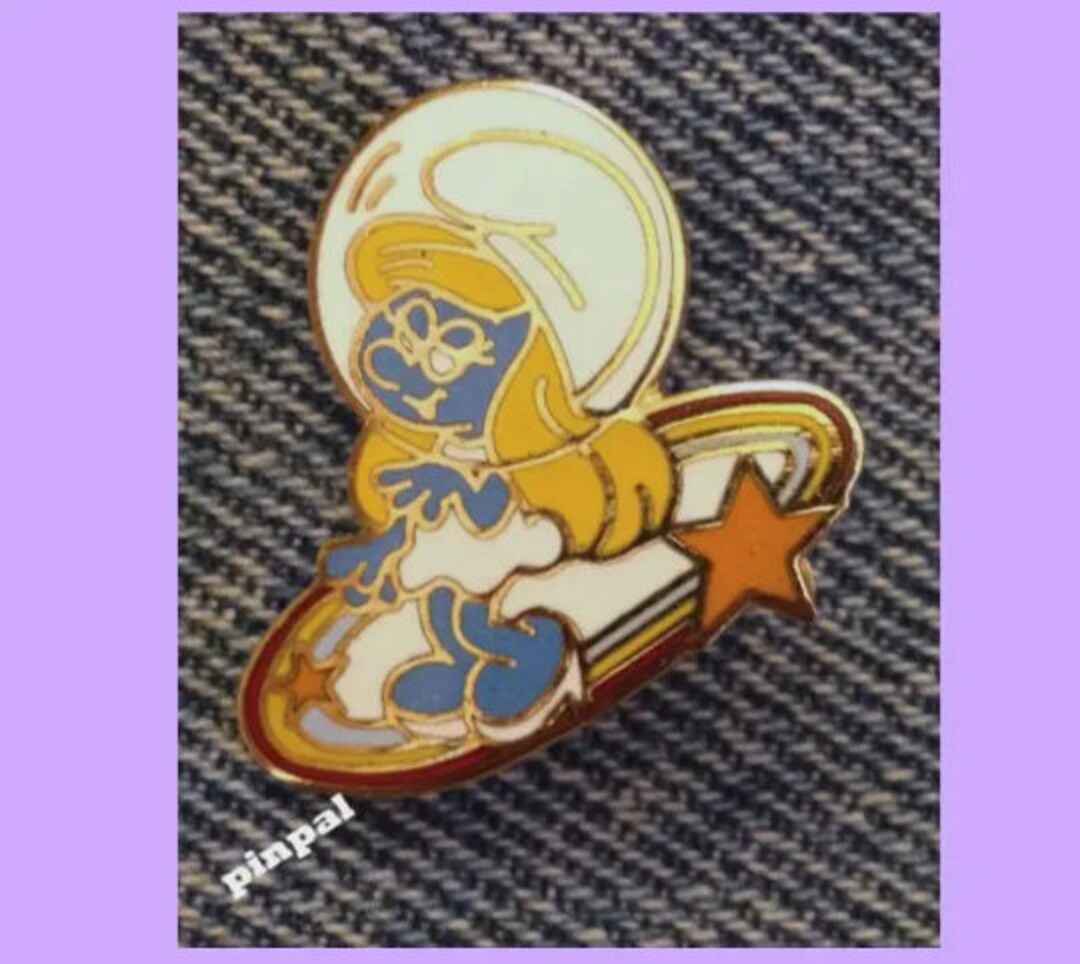 1979 Original Astro Smurfette ~ Vintage ~ Smurf Brooch Pin by Peyo~ on ...