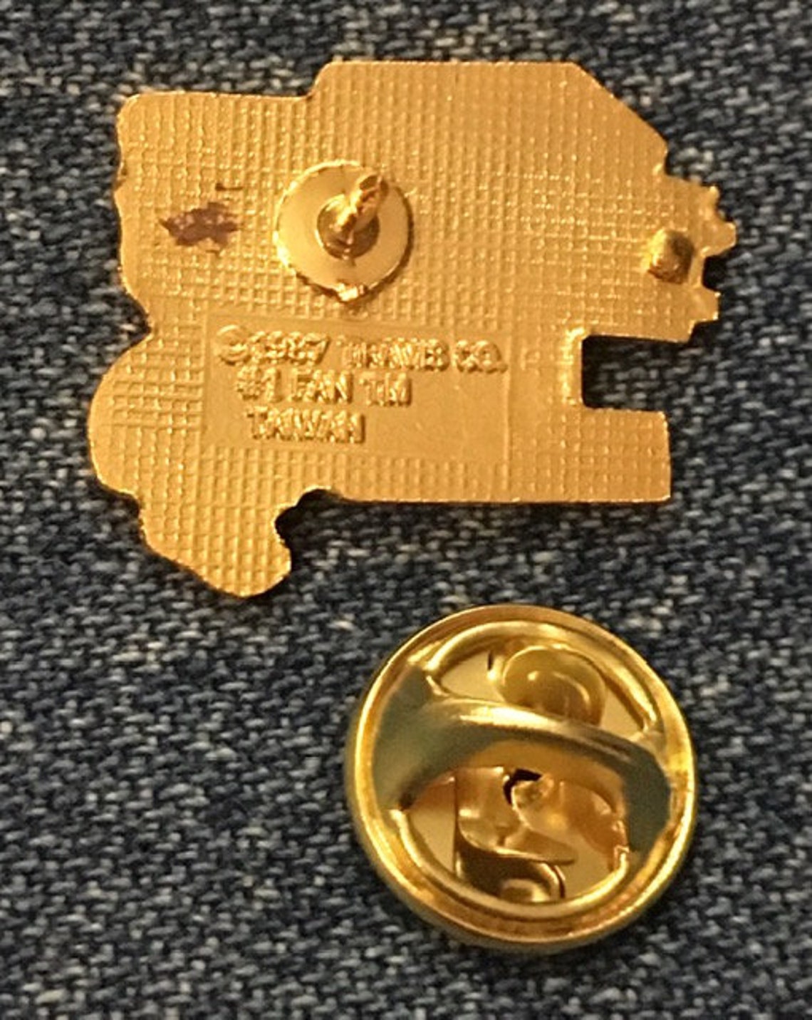 University of Wisconsin Bucky Badger 1 Fan Lapel Pin - Etsy