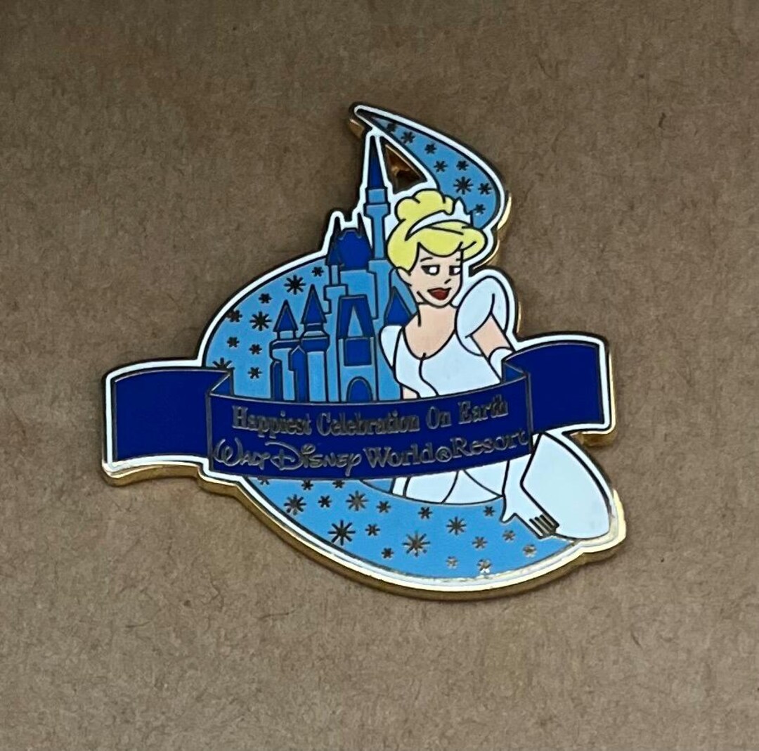 Cinderella Castle Disney Vintage 2005 Lapel Pin ~ Happiest Celebration ...