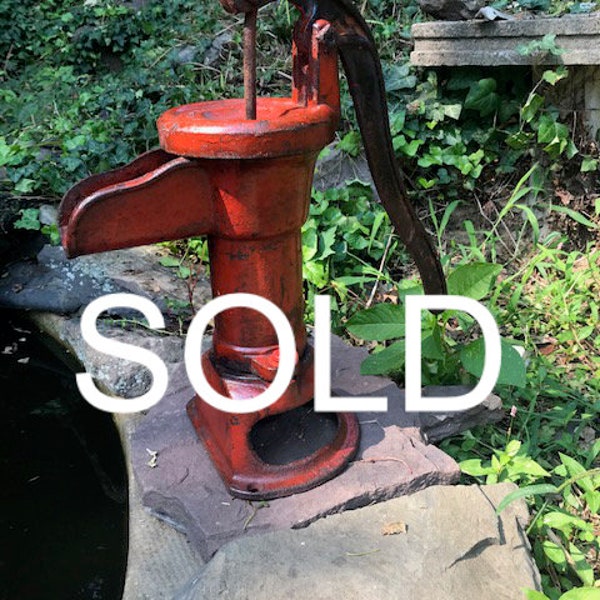 Vintage Hand Well Pump - Etsy