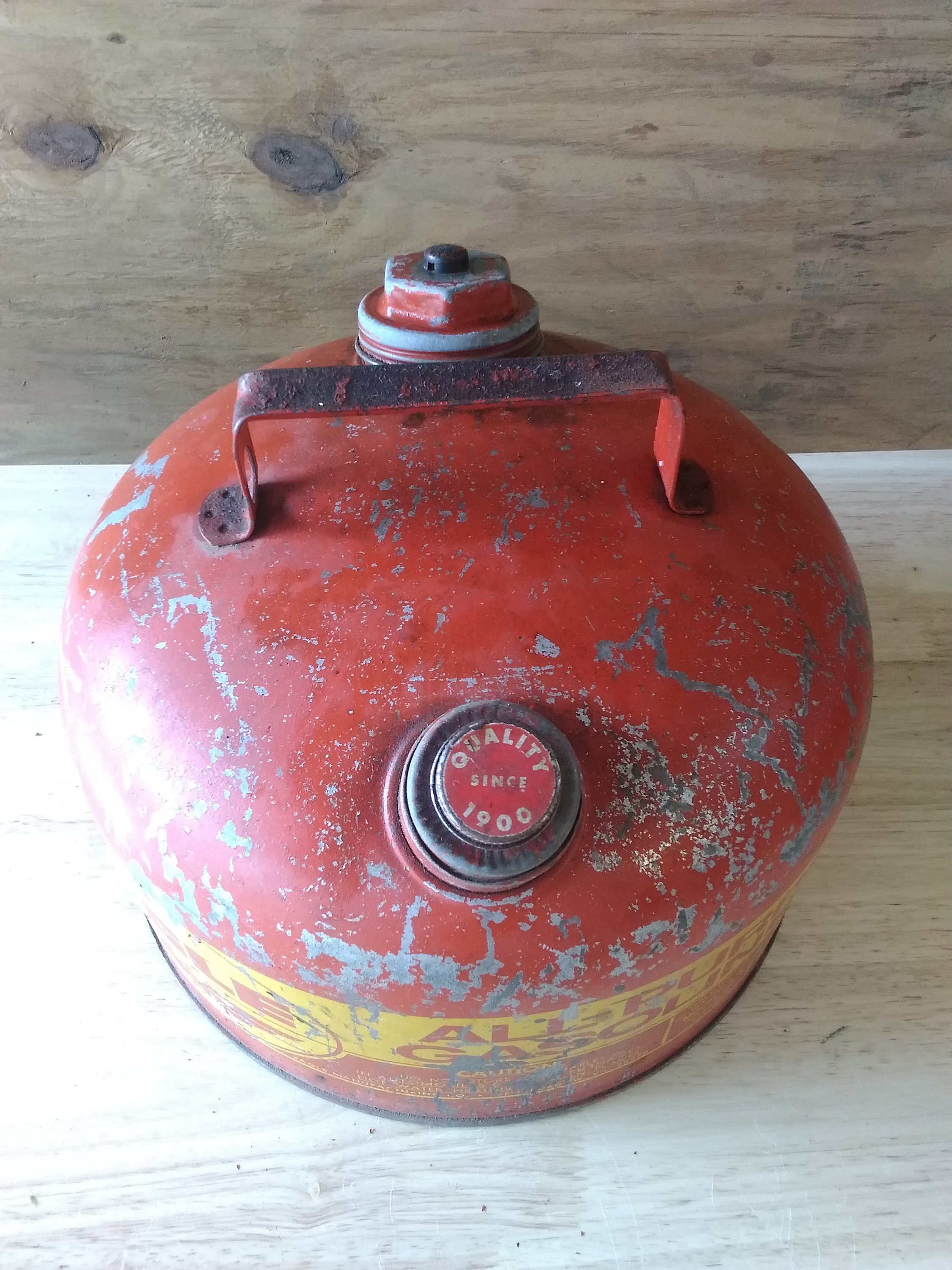 Antique 2 1/2 Gallon Rustic Gas Can - Etsy