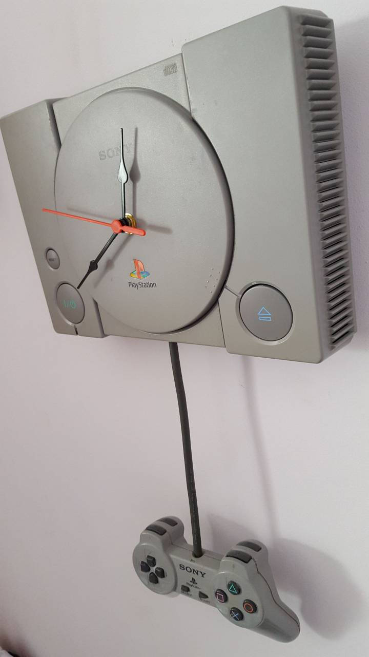 Playstation 1 Pendulum Clock - Etsy