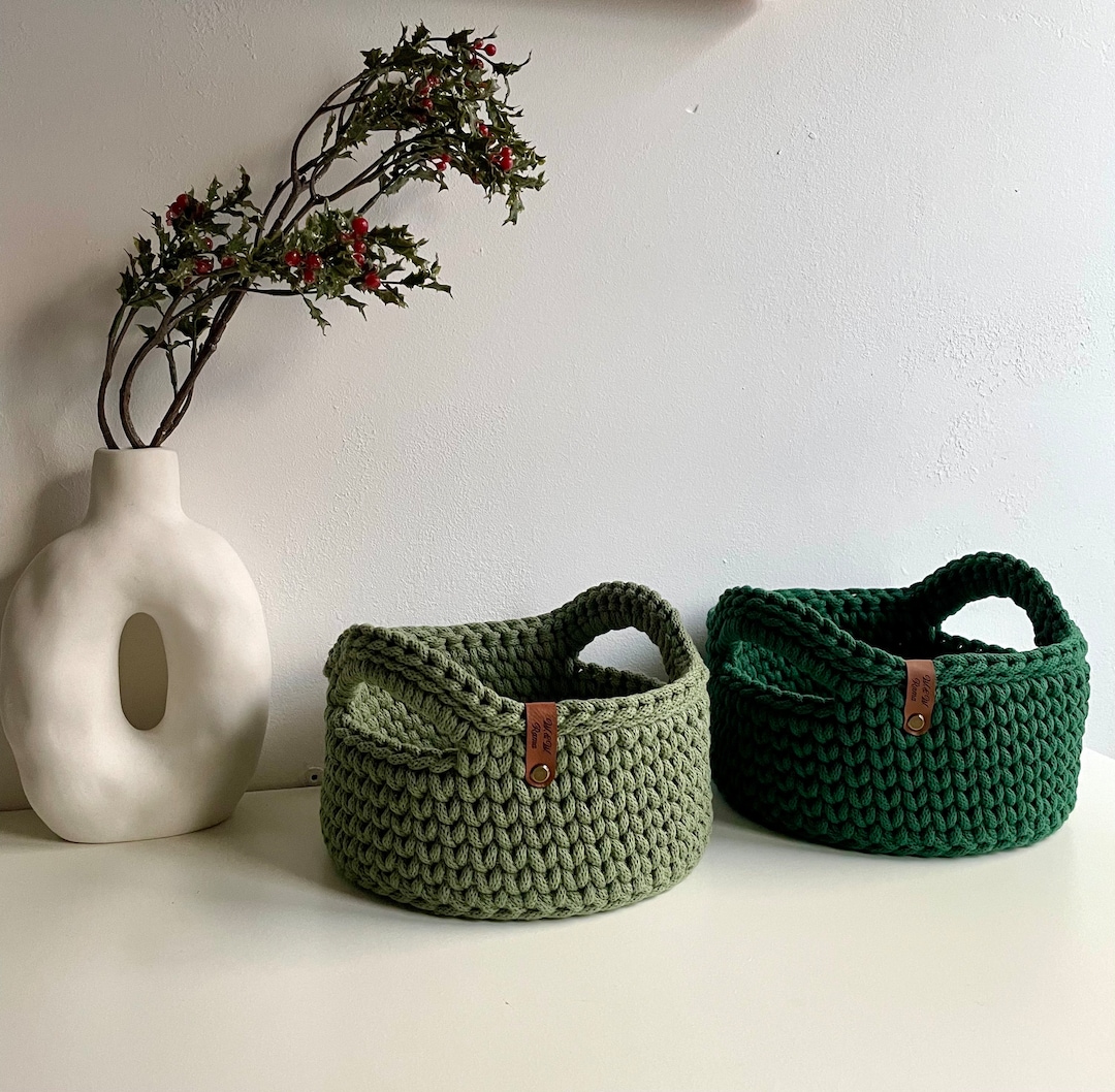 Round Crochet Basket With Handle and Wooden Base, Utensils, Bobbiny - Etsy