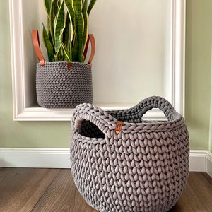 XXL Crochet Basket, Jumbo Bobbiny Round With Wooden Base Crocheted in a ...