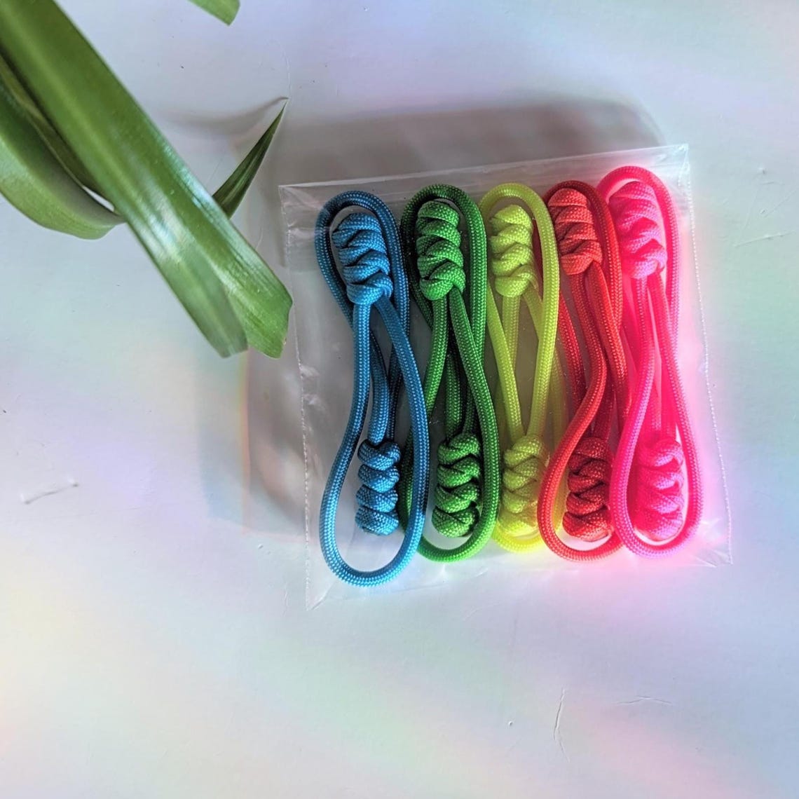 10 Pack Snake Weave Neon Zipper Pulls 2 Inches Long | KYA Paracord ...