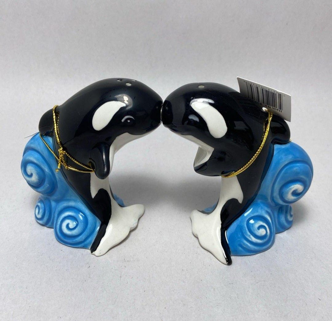 Mwah Killer Whale Orca Black and White Kissing Ceramic Salt & Pepper ...