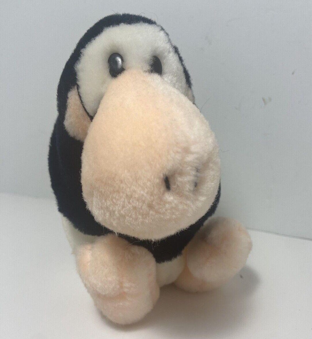 Dakin Opus 6 Inch Penguin Sitting With Plaid Tie Vintage 1982 No Hang ...
