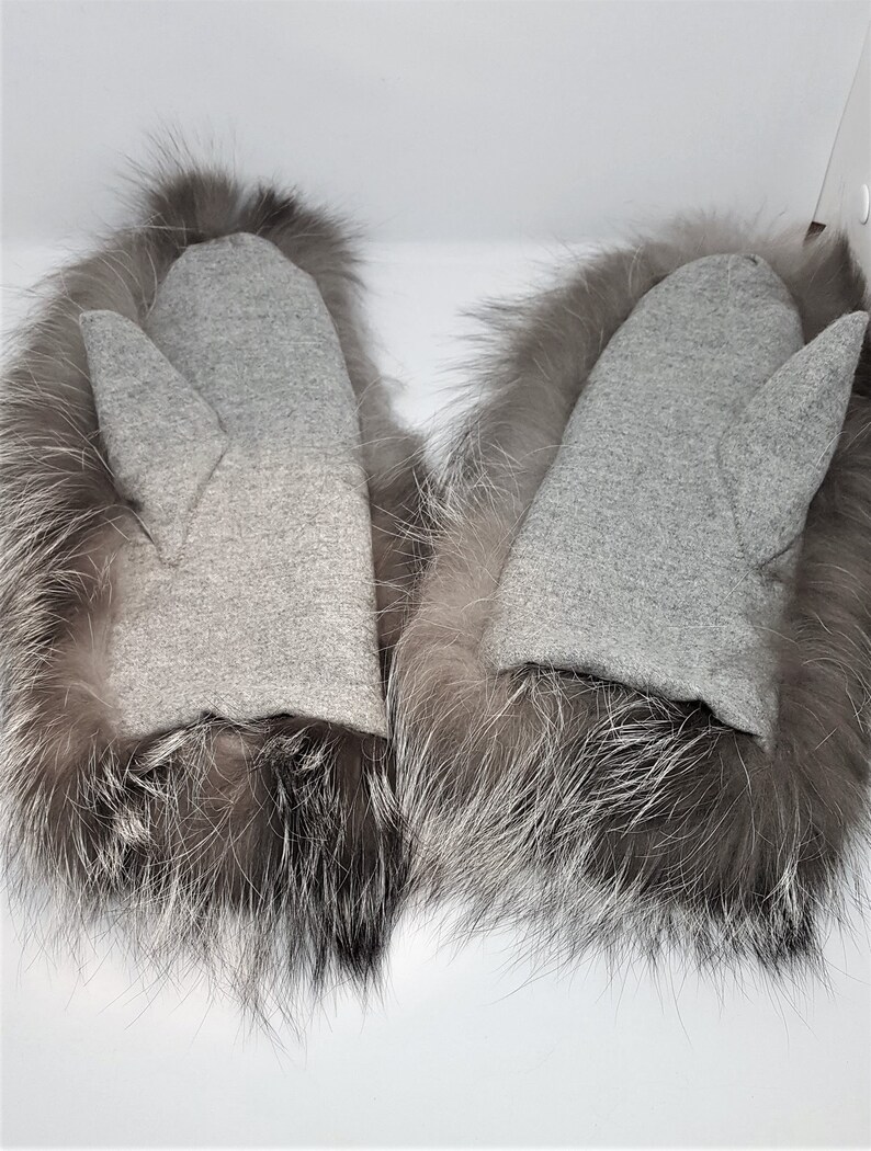 Handmade Silver Fox Fur Mittens With Cashmere and Fleece - Etsy