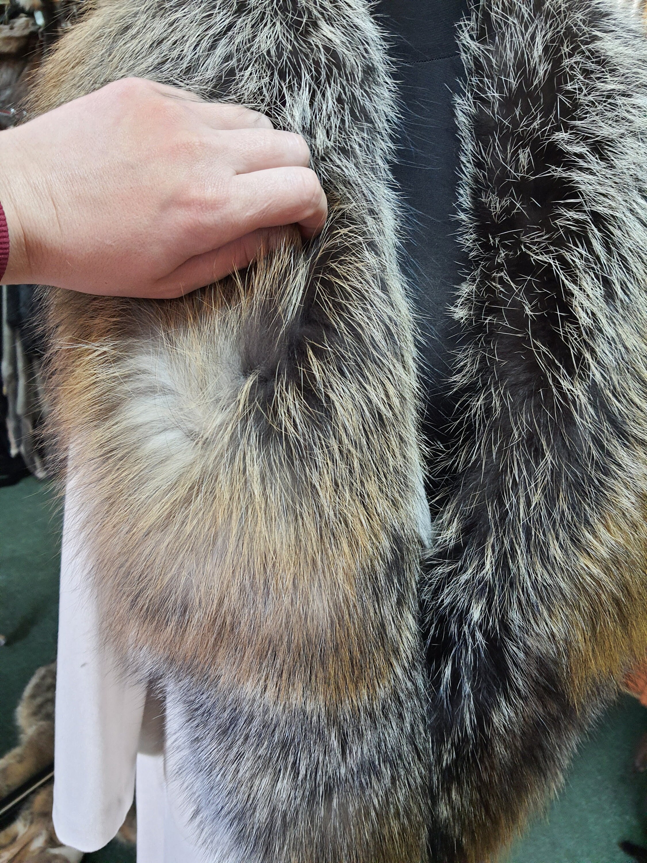 Large Gold Cross Fox Fur Collar Winter Fur Collar Yellow Fox - Etsy