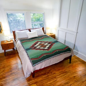 Turak Southwest Woven Tapestry Blanket, Native American Inspired ...