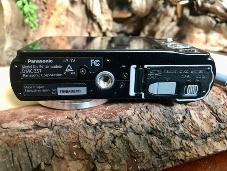 Panasonic Lumix DMC-ZS7 Battery & Charger Case SD Card Included Made in ...