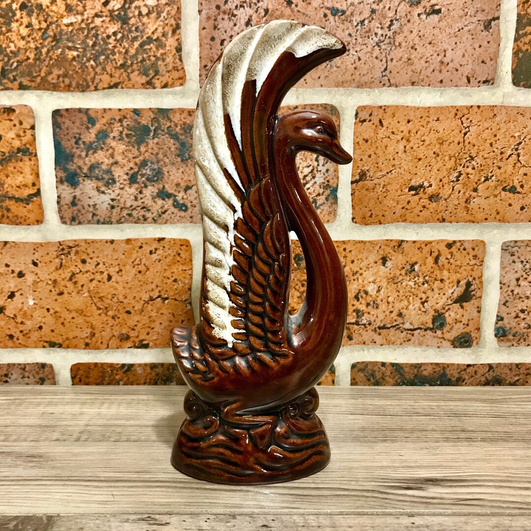 Ceramic Swan Figurine Brown Cream Glaze Made in Taiwan Vintage - Etsy