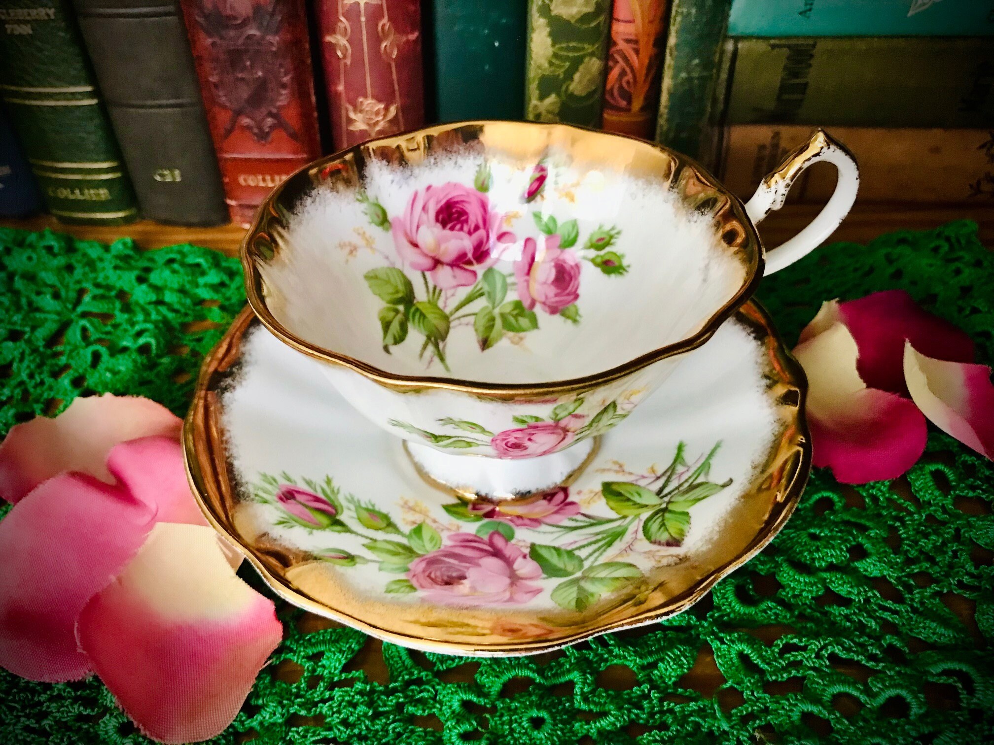 Queen Anne Teacup and Saucer Set Tea Cup Bone China Made in England ...