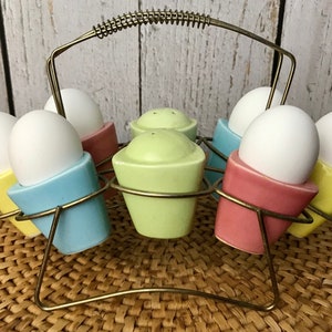 Rare Egg Holder Caddy Ceramic Triangle Salt and Pepper Shaker Set MCM ...