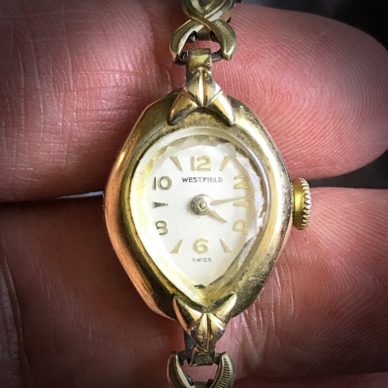 Unique Teardrop Pear-shaped Beveled Face Westfield Swiss Made Ladies ...