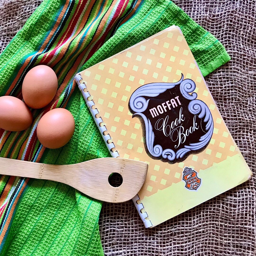 Vintage Moffat Cook Book Spiral Bound Coil Homemaker Recipes Charts ...