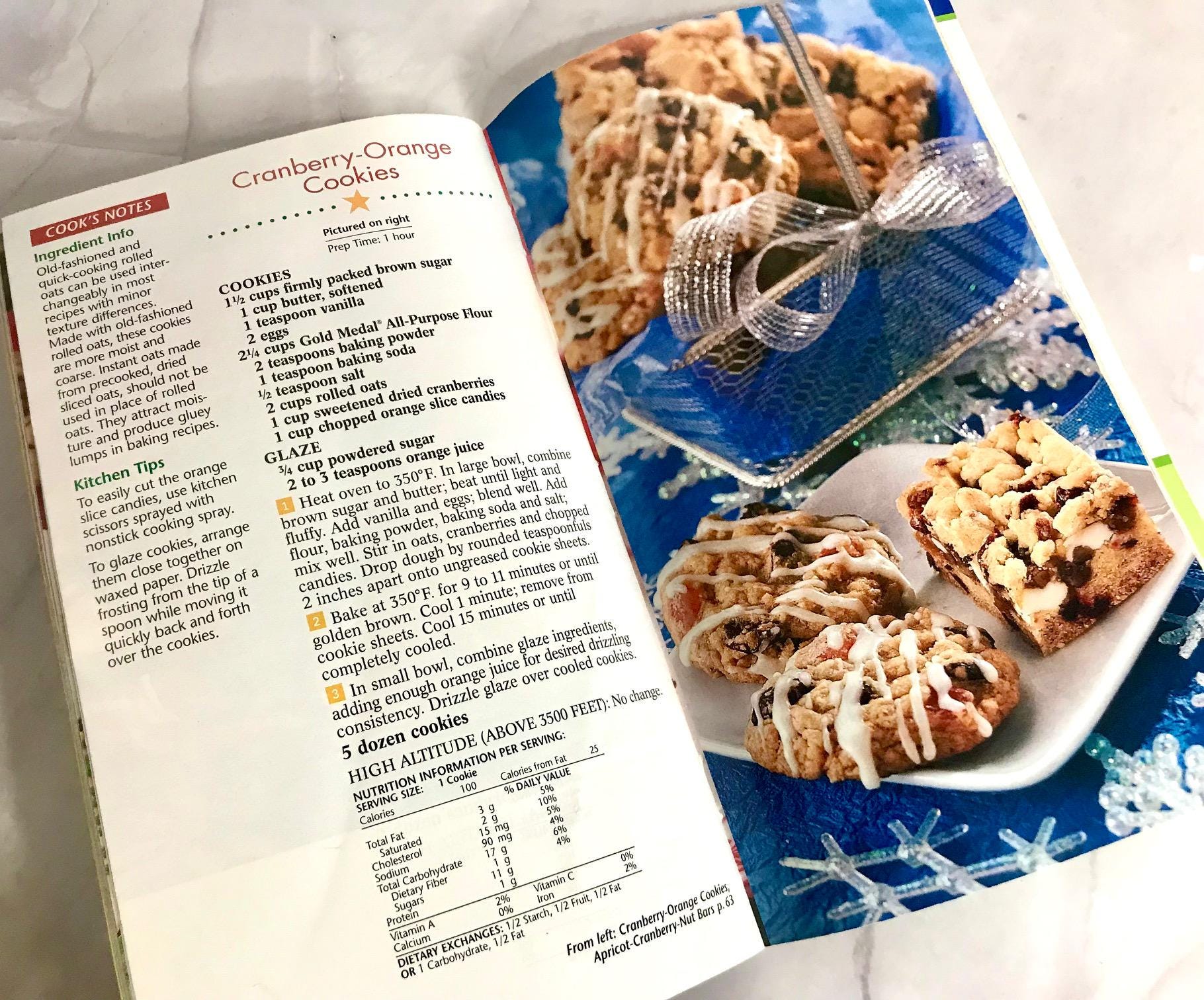 Lot of 2 Pillsbury Classic Cookbook Holiday Christmas Baking Cookbooks ...