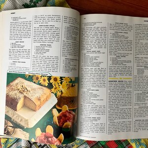 Volume Vol. 6 Woman's Day Encyclopedia of Cookery Had-kid H - K 1966 ...