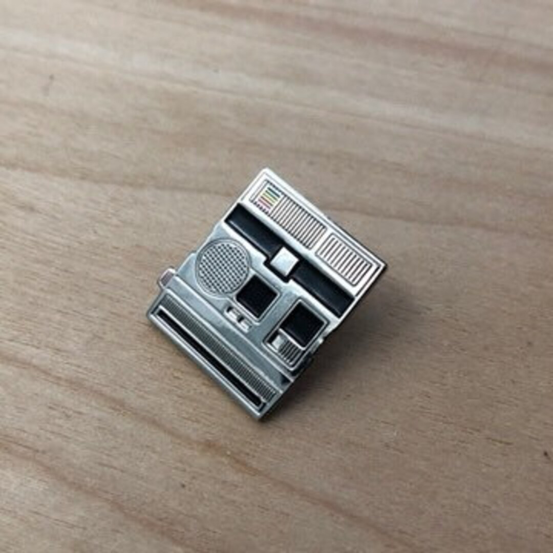 Polaroid 660 Instant Camera Enamel Pin - Etsy