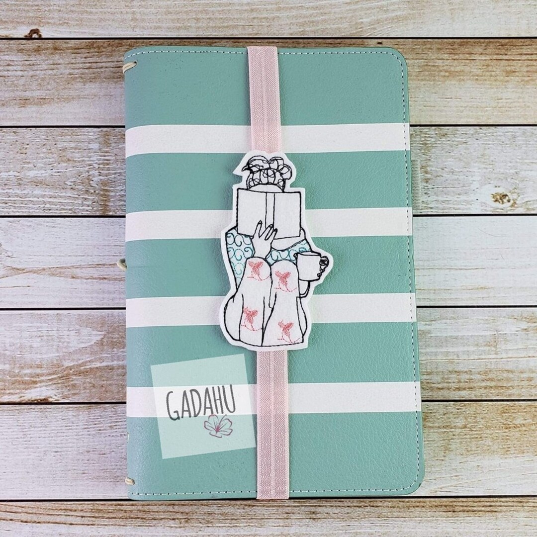 Girl Reading Planner Bookmark ITH Embroidery Design 4x4 - Etsy