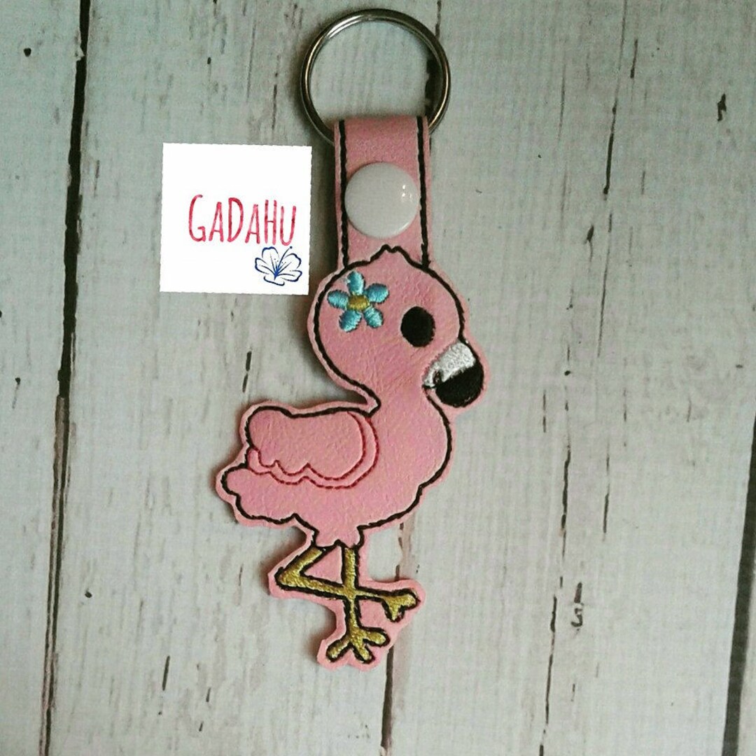 Cute Flamingo With Flower Key Chain Snap Tab Embroidery Design 4X4 Size ...