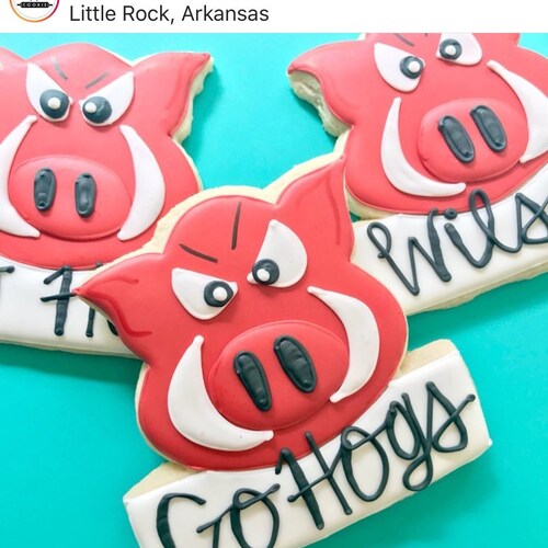 Razorback With Plaque Cookie Cutter designed by Stephanie - Etsy