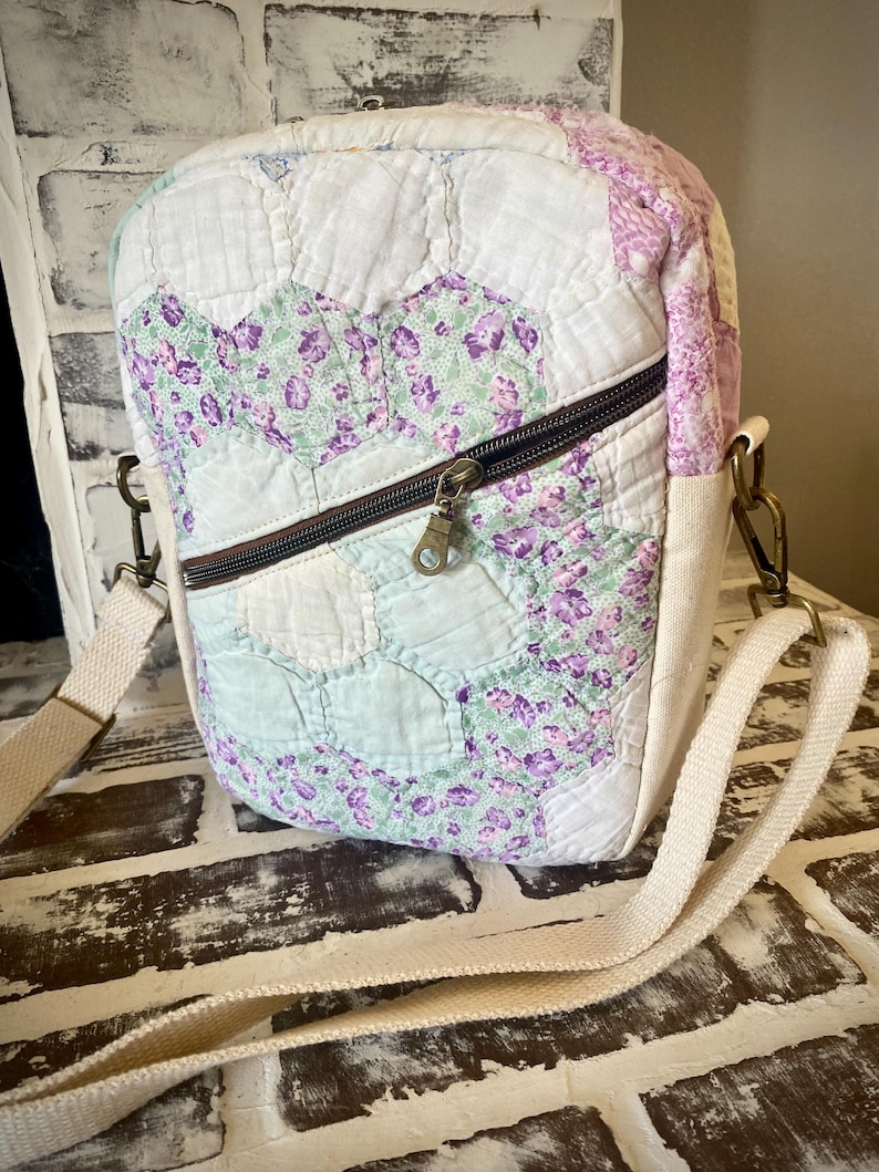 Vintage Quilt Bible Bag, Bible Cover, Quilted Book Bag, Cutter Quilt ...