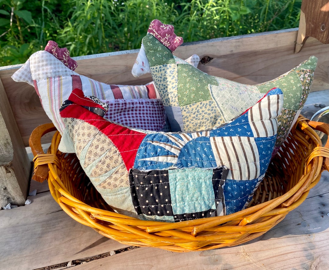 Quilted Chicken, Farmhouse Chicken, Fabric Chicken, Quilted Hen, Stuffed Chicken Pillow - Etsy