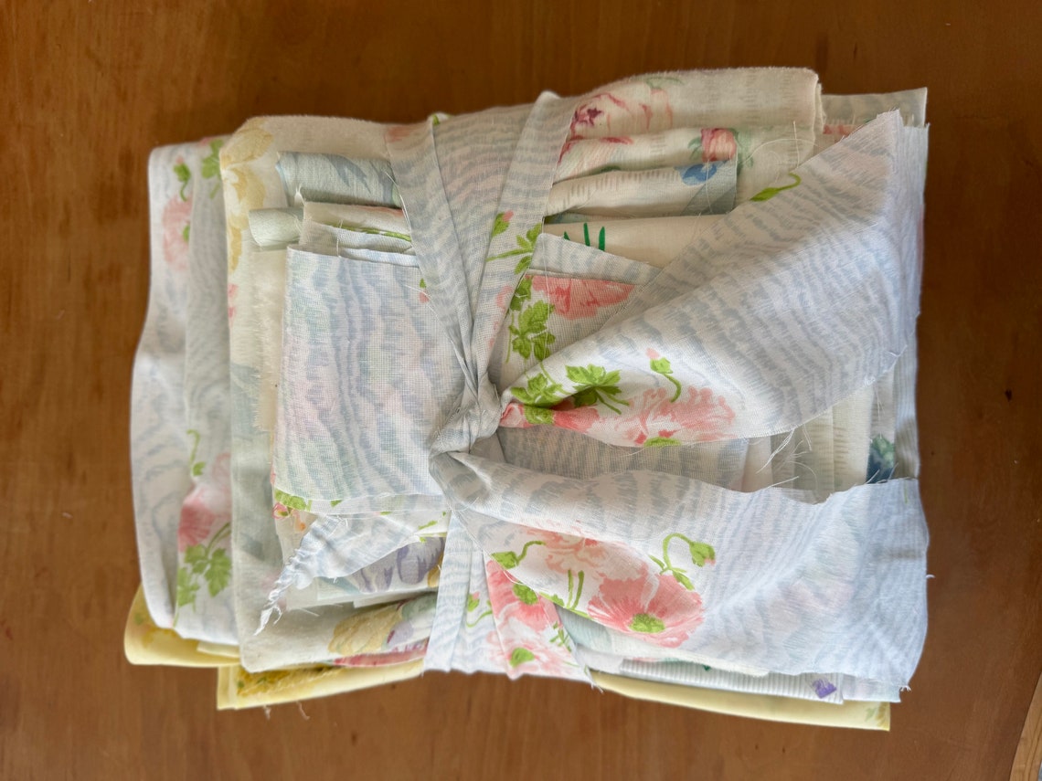 Vintage Sheet Remnant Bundle - Various Sizes and Patterns - Etsy