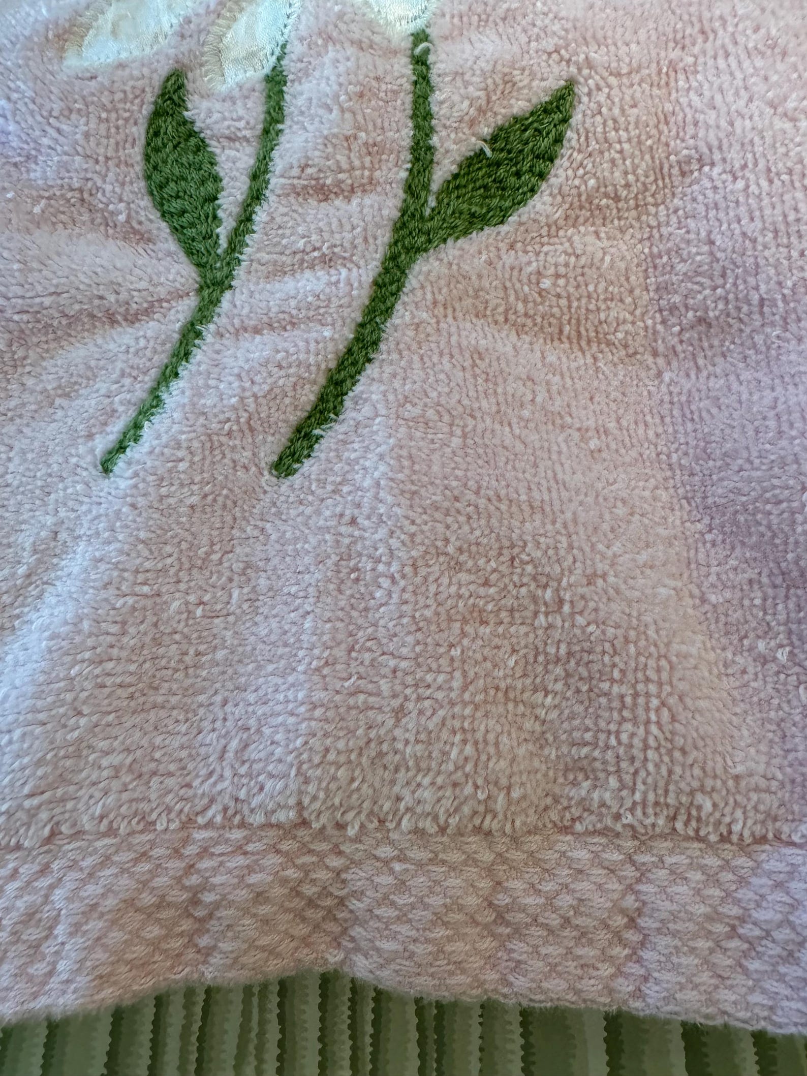 Vintage Hand Towel With Daisy Detail - Pink - Etsy